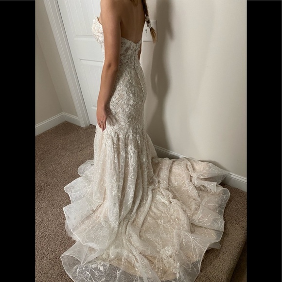 allison Webb | Dresses | Allison Webb Ivory Evie Floral Lace Wedding ...